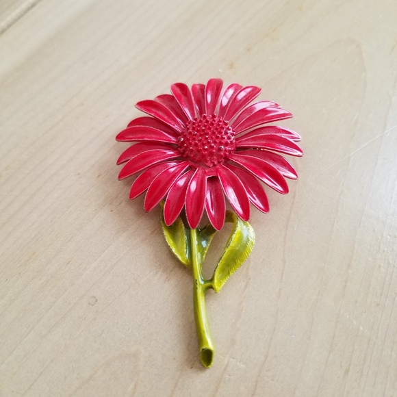 unknown | Jewelry | Vintage Enamel Painted Red Daisy Brooch Pin | Poshmark